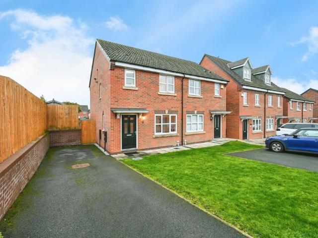 2 bedroom semi detached house for sale