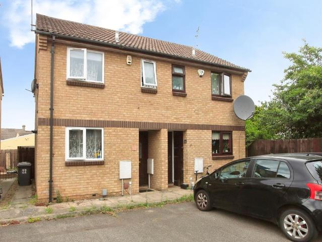 2 bedroom semi detached house for sale