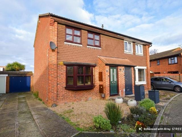 2 bedroom semi detached house for sale