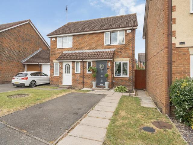 2 bedroom semi detached house for sale