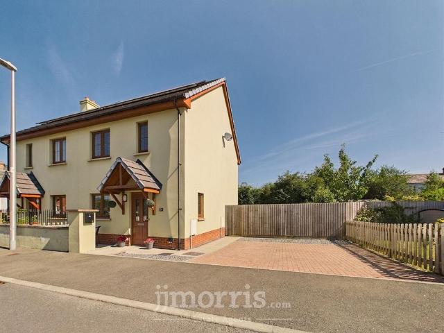 2 bedroom semi detached house for sale