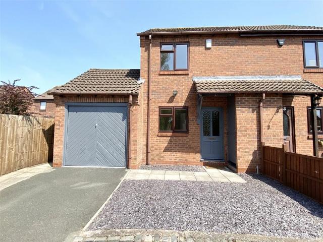 2 bedroom semi detached house for sale