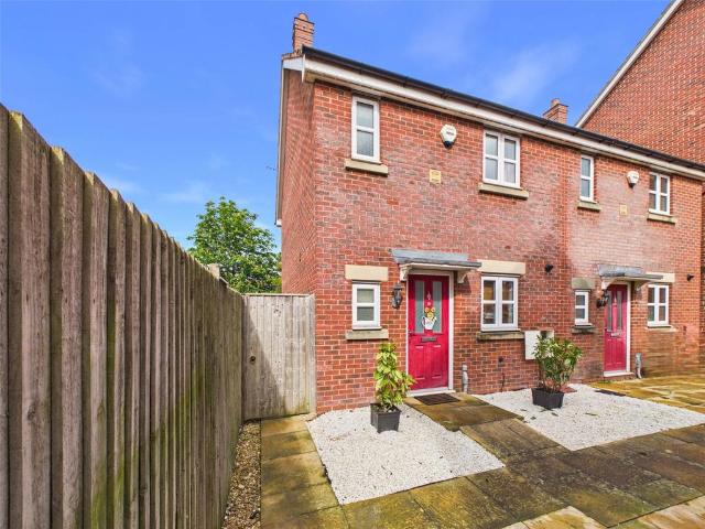 2 bedroom semi detached house for sale