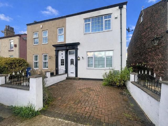 2 bedroom semi detached house for sale