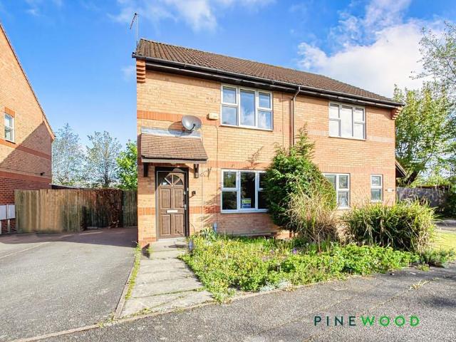 2 bedroom semi detached house for sale