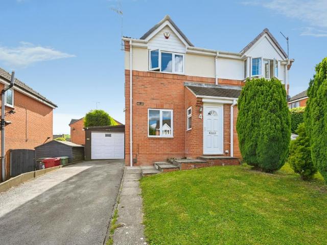 2 bedroom semi detached house for sale