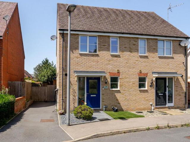 2 bedroom semi detached house for sale