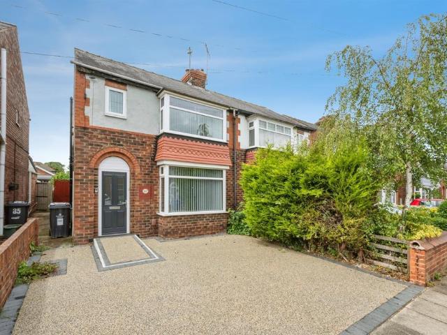 2 bedroom semi detached house for sale