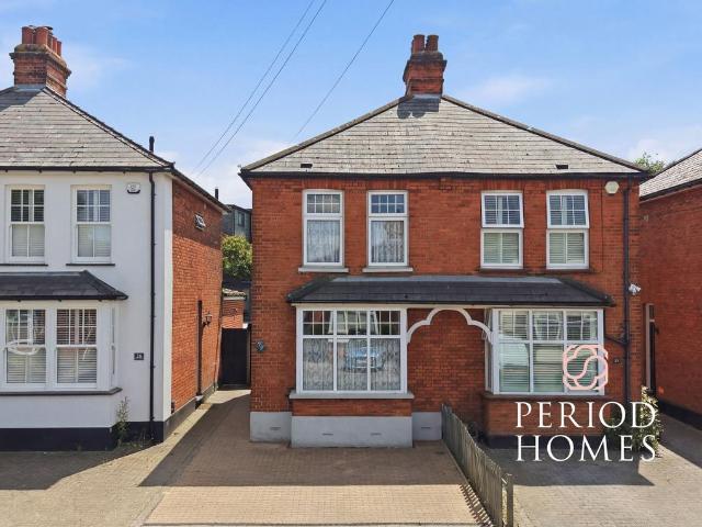 2 bedroom semi detached house for sale