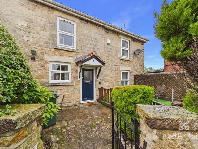 2 bedroom semi detached house for sale