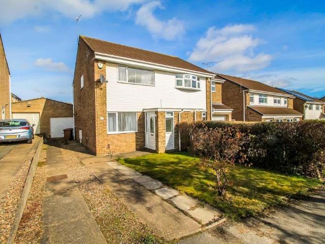 2 bedroom semi detached house for sale