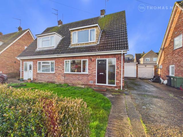2 bedroom semi detached house for sale