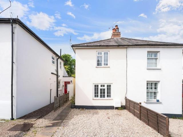 2 bedroom semi detached house for sale