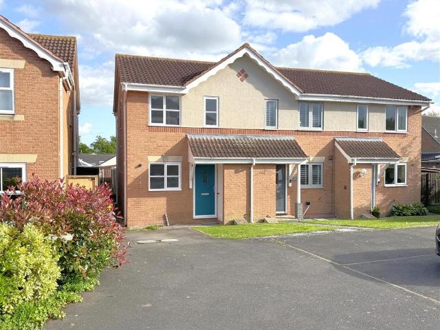 2 bedroom semi detached house for sale