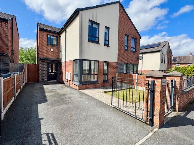2 bedroom semi detached house for sale