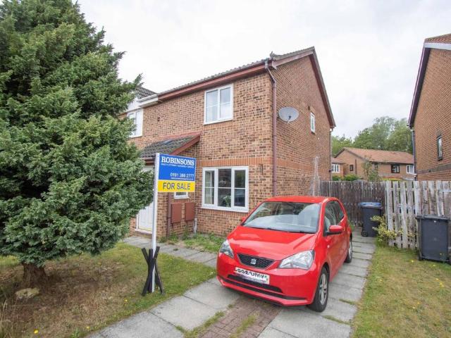 2 bedroom semi detached house for sale