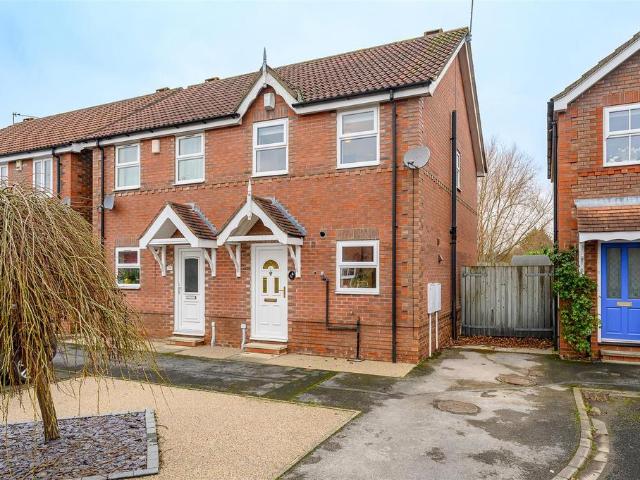 2 bedroom semi detached house for sale