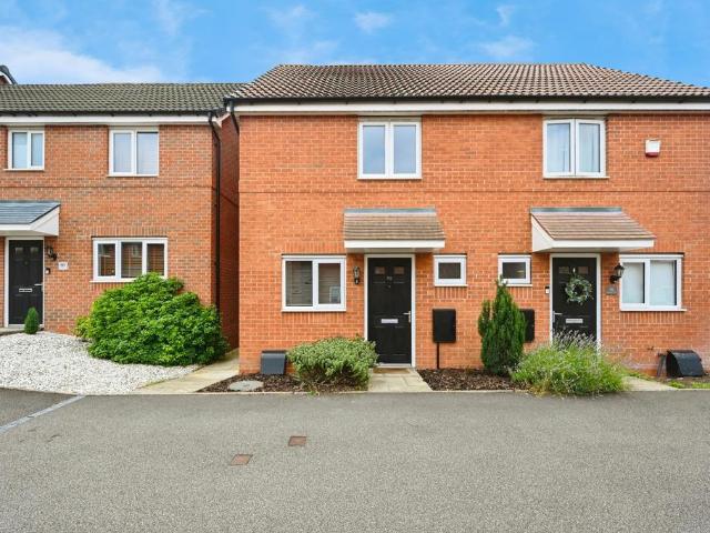 2 bedroom semi detached house for sale