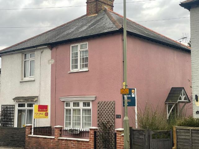 2 bedroom semi detached house for sale