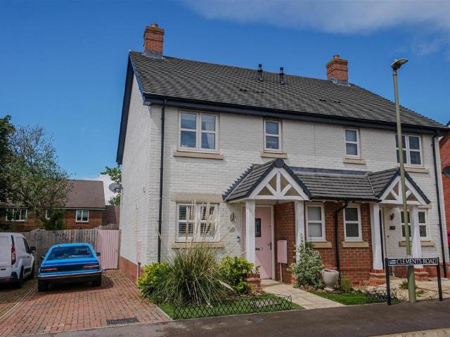 2 bedroom semi detached house for sale
