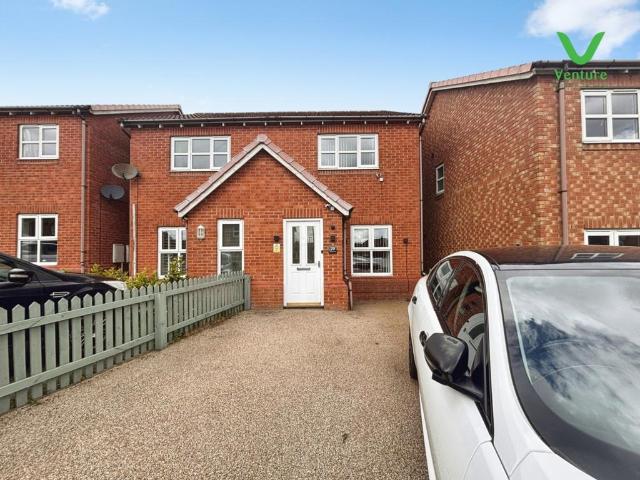 2 bedroom semi detached house for sale