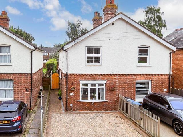 2 bedroom semi detached house for sale