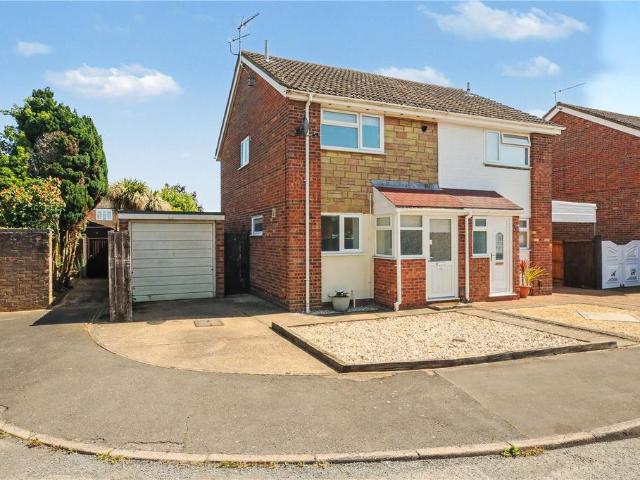 2 bedroom semi detached house for sale