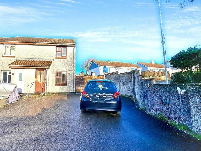 2 bedroom semi detached house for sale