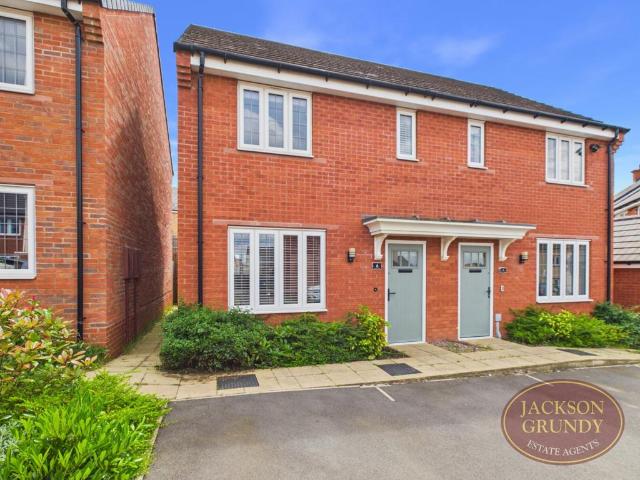 2 bedroom semi detached house for sale