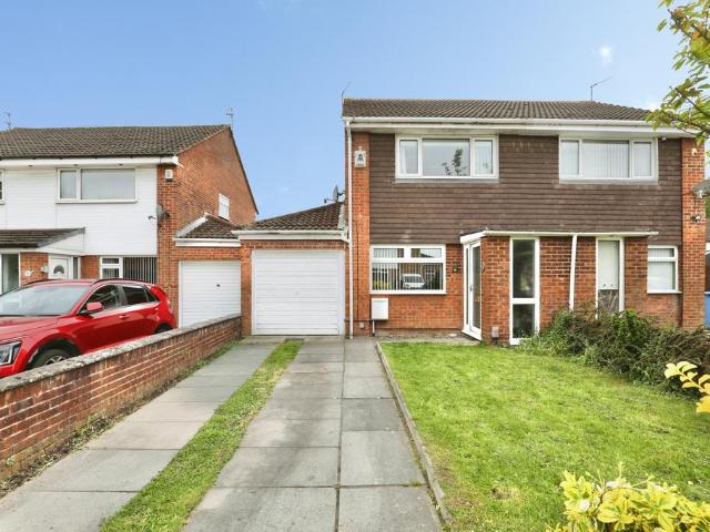 2 bedroom semi detached house for sale