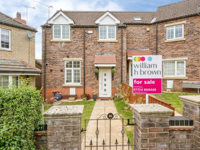 2 bedroom semi detached house for sale