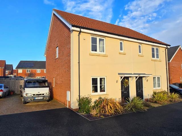 2 bedroom semi detached house for sale