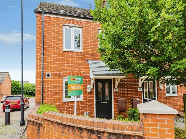 2 bedroom semi detached house for sale