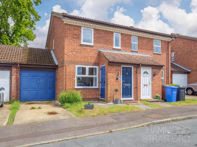 2 bedroom semi detached house for sale