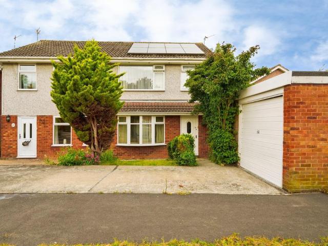 2 bedroom semi detached house for sale