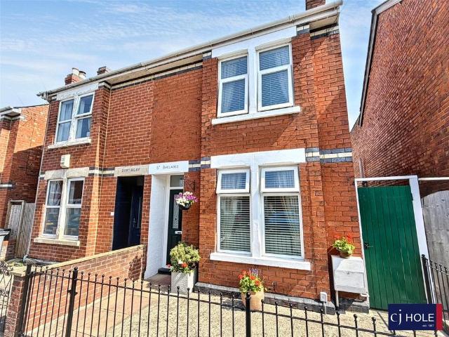 2 bedroom semi detached house for sale