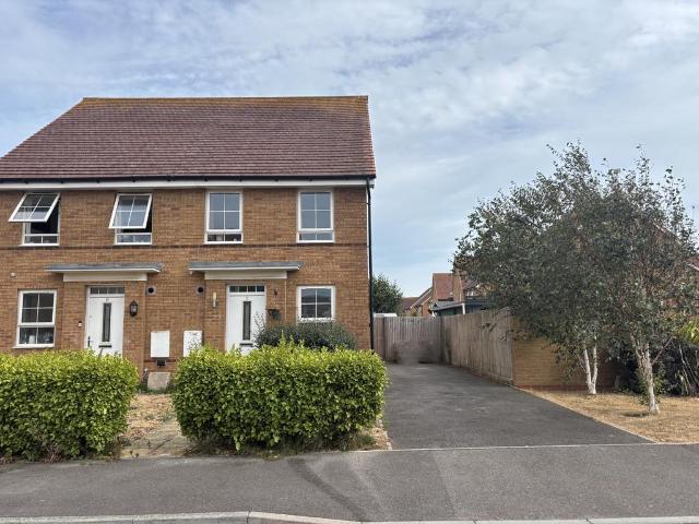 2 bedroom semi detached house for sale