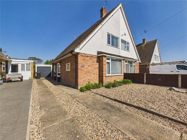 2 bedroom semi detached house for sale