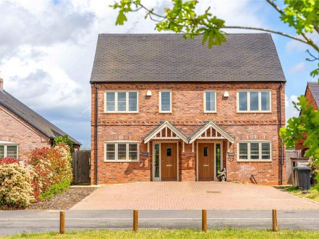 2 bedroom semi detached house for sale