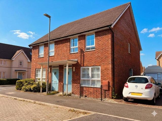 2 bedroom semi detached house for sale