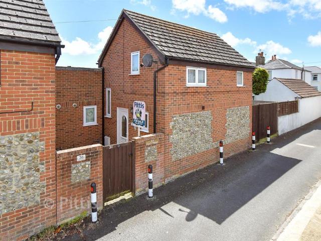 2 bedroom semi detached house for sale