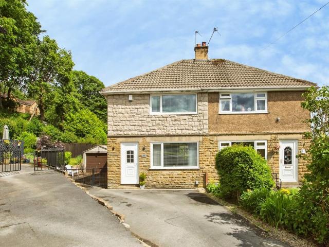 2 bedroom semi detached house for sale