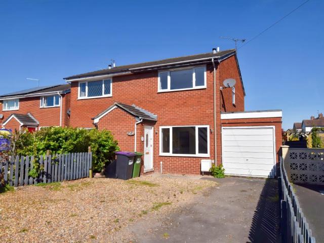 2 bedroom semi detached house for sale