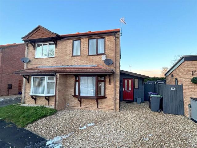 2 bedroom semi detached house for sale