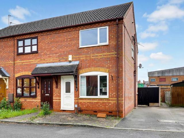 2 bedroom semi detached house for sale