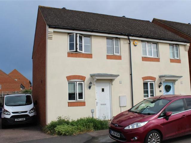 2 bedroom semi detached house for sale