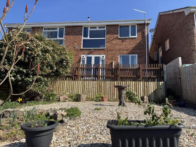 2 bedroom semi detached house for sale