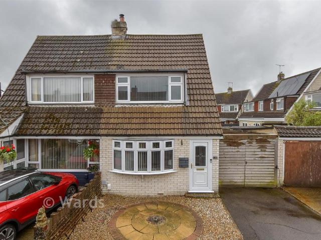2 bedroom semi detached house for sale