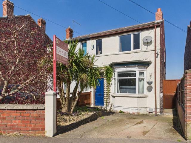 2 bedroom semi detached house for sale