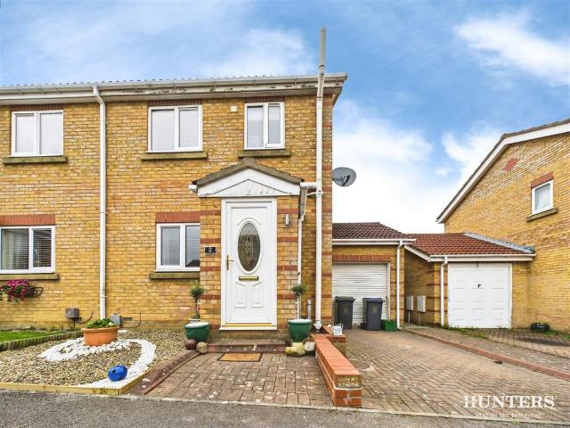 2 bedroom semi detached house for sale